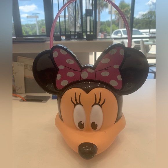Disney | Accessories | Vintage Minnie Basket | Poshmark